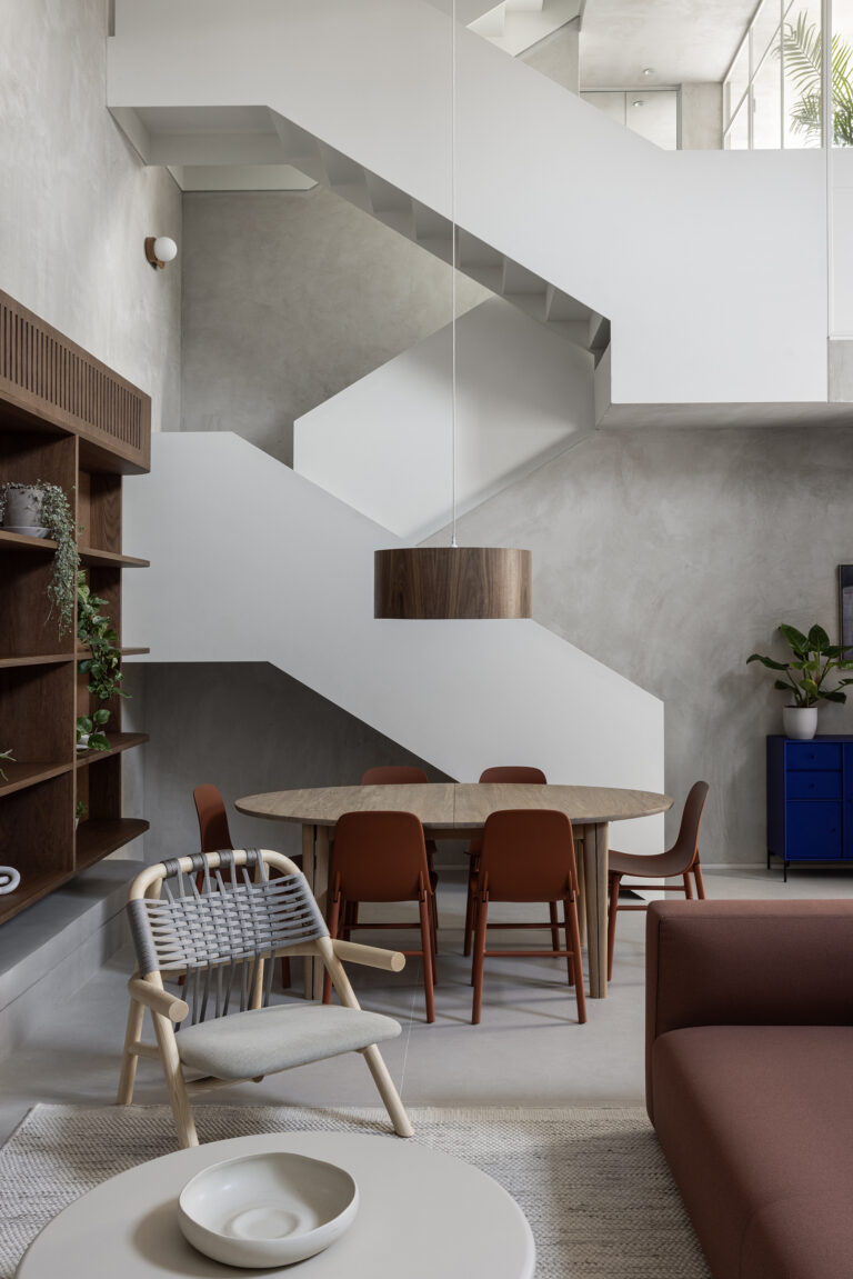 Family House 041 – RUST